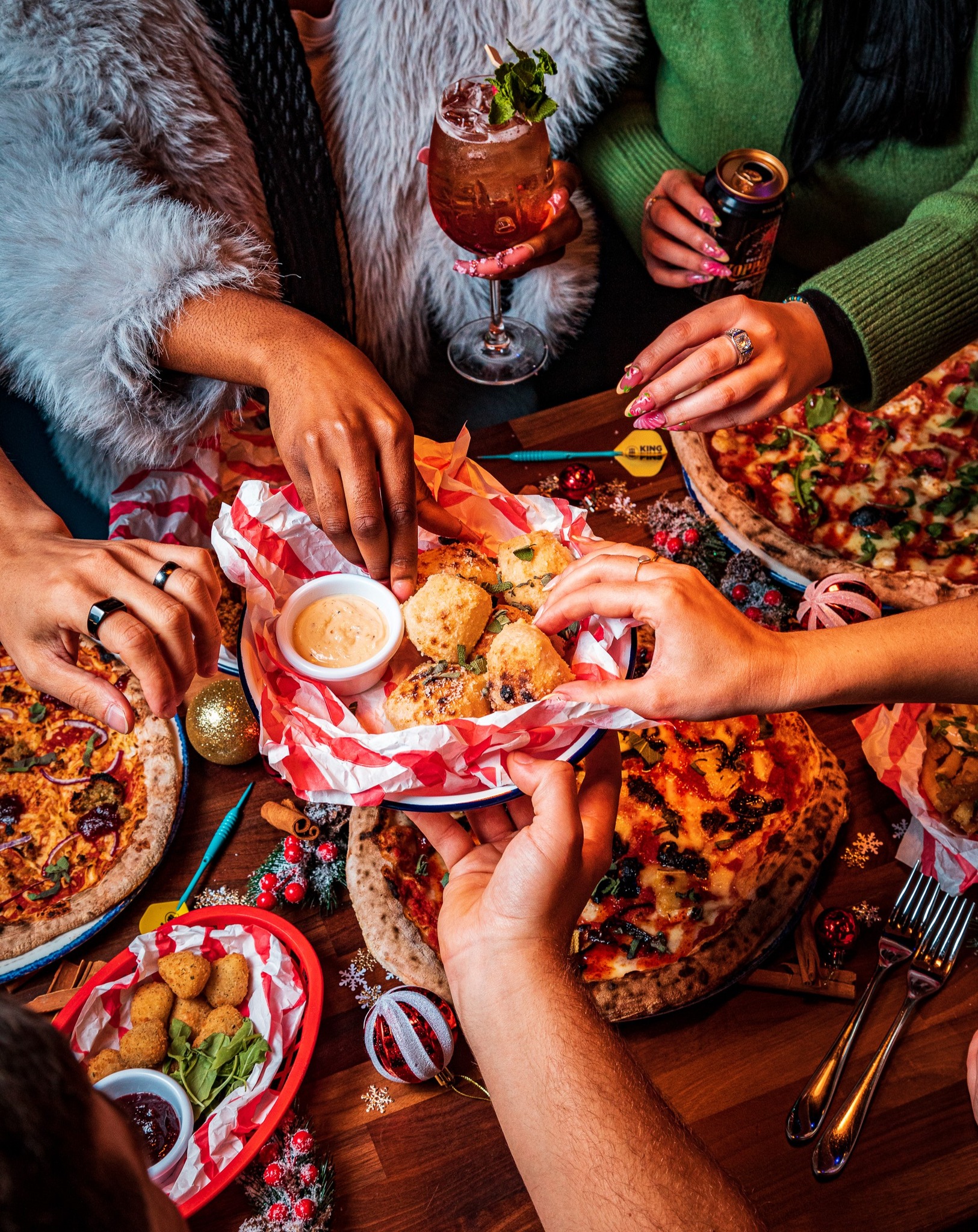 Top 5 Festive Dining & Drinks Spots - Manchester Arndale